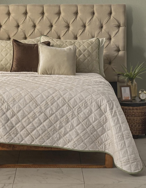 Set de colcha Intima Hogar Divine Nature 1